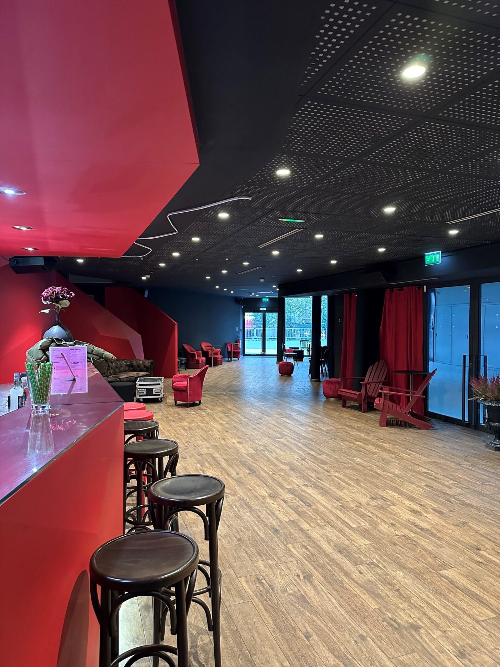 Anniversaire 50 ans I Privatisez le Livebar à Paris